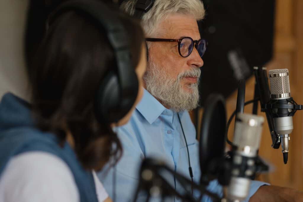 Crafting Compelling Radio Ad Scripts: Tips and Tricks